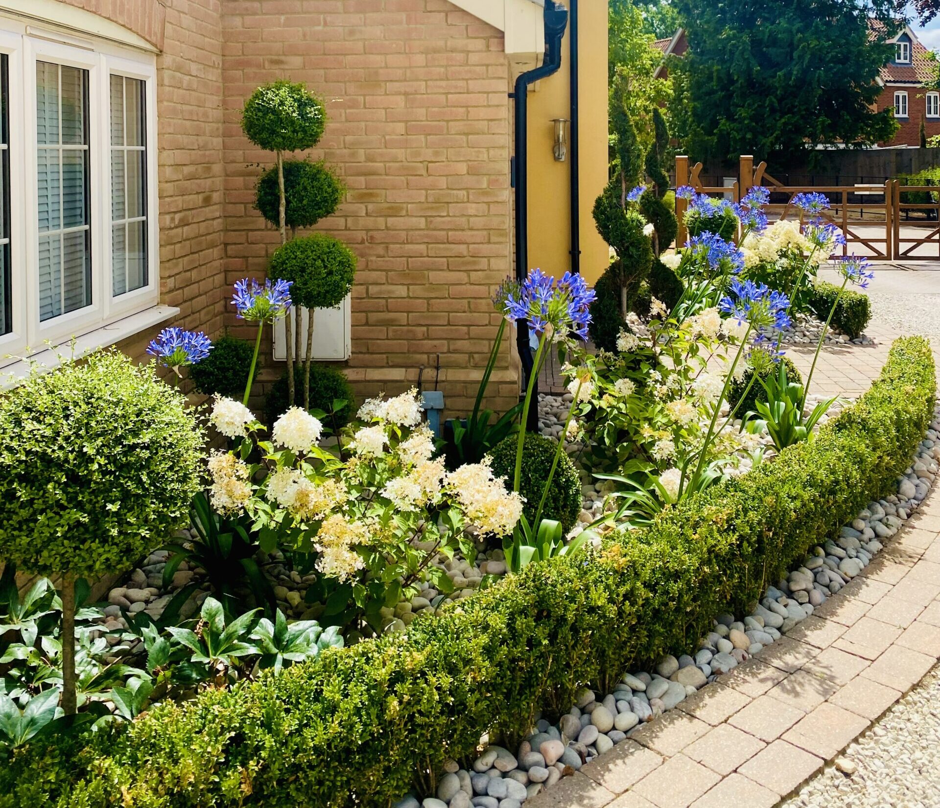 Feature Planting - Greengrass Ltd